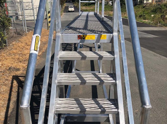 Working Platforms - Removable Handrail Suppliers | Alisafe | AliSafe